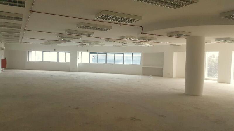 1 Bukit Batok Street 22, 1 Bukit Batok Street, 3,000 sqft, Light ...