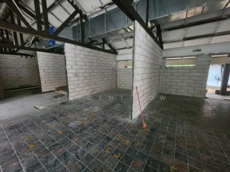 Ground floor F&B / Food Hall 7 stalls including seating area, loyang ...