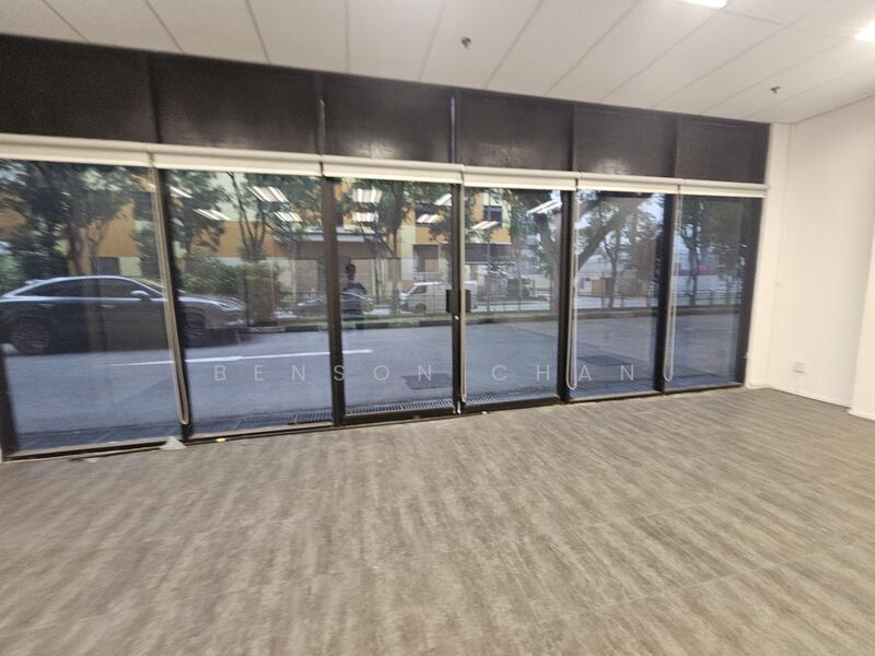 Henderson Ground floor 7.4m ceiling No void space front Glass facing ...