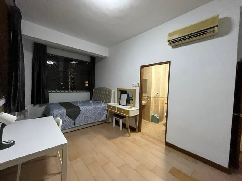 Elizabeth Tower, 14 Mount Elizabeth, Room Rental, 210 sqft, Condominium ...