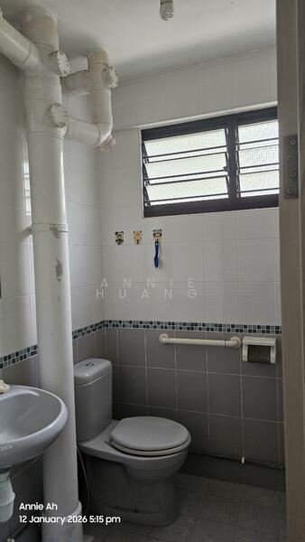 208 Yishun Street 21 HDB Flat For Sale at S$ 448,000 | PropertyGuru ...