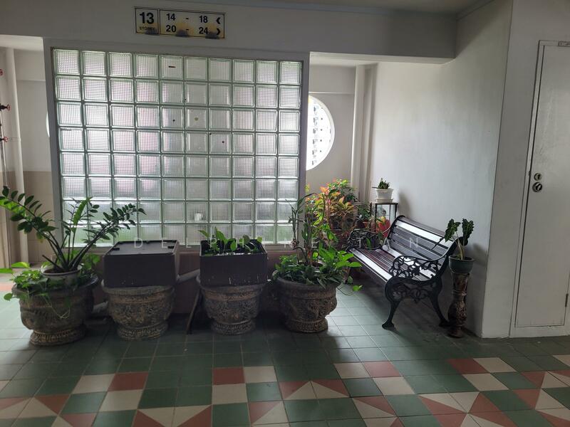 Hougang 1, , 1,388 sqft, Other Retail For Sale, by Delphine Tan, 60224091