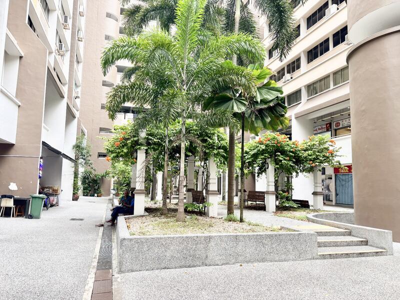 637 VEERASAMY ROAD, 637 VEERASAMY ROAD, 678 sqft, Shop / Shophouse For ...