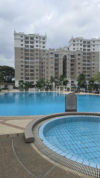 Castle Green Condominium For Sale at S$ 2,300,000 | PropertyGuru Singapore