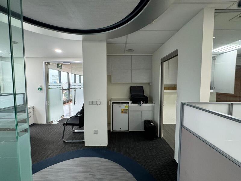 High Street Centre, 1 North Bridge Road, 786 sqft, Office For Sale, by ...