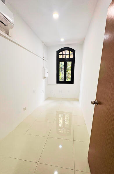 FUYUEN COURT, 520 SIMS AVENUE, 675 sqft, Shop / Shophouse For Rent, by ...