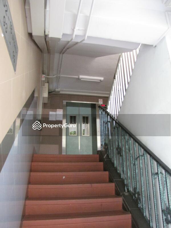 33 Marine Crescent HDB Details in East Coast / Marine Parade