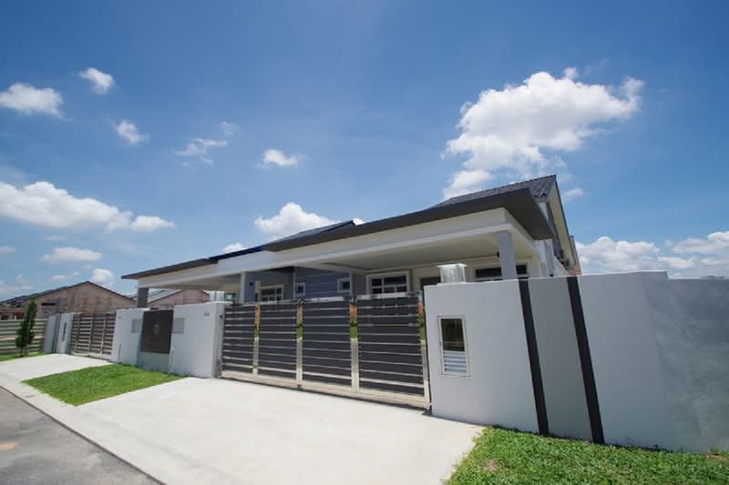 Taman Bukit Perdana, Kluang - Cluster House for Sale or Rent ...