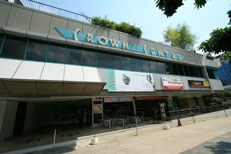 Crown Centre at Tanglin / Holland / Bukit Timah in SG | CommercialGuru