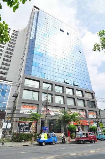 United Tower Thonglor, Bangkok, 333 Soi Thonglor 17, Khlong Tan Nua, Watthana, Bangkok, 3 ...