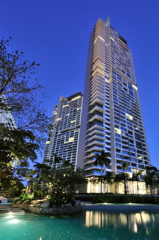 Northpoint Absolute Beachfront Living ขายและให้เช่า Update