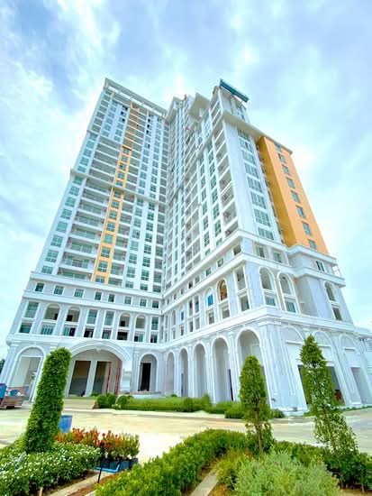 The Empire Tower Pattaya : ดิ เอ็มไพร์ ทาวเวอร์, ชลบุรี, ซอยบุณย์กัญจนา ...